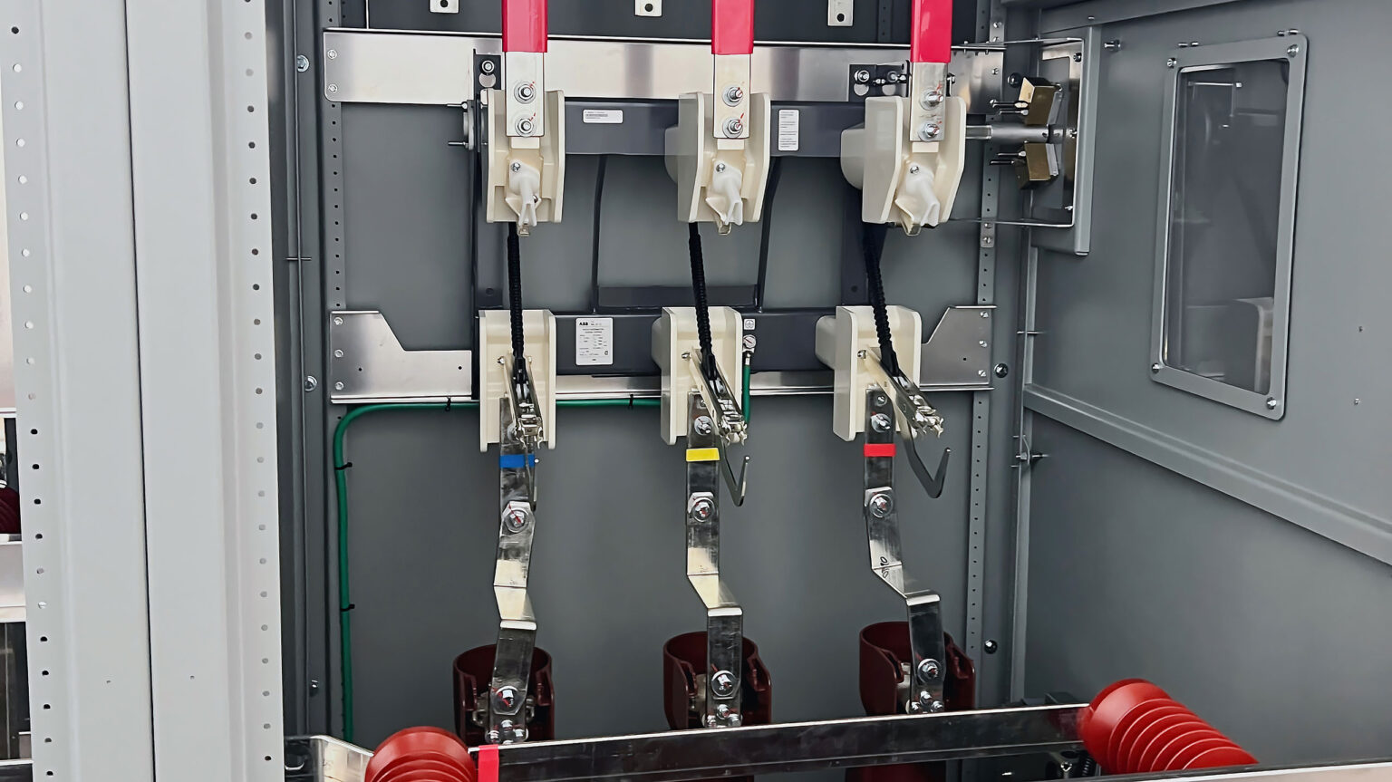 COMMERCIAL HIGH RISE MV SWITCHGEAR | ITI Powered
